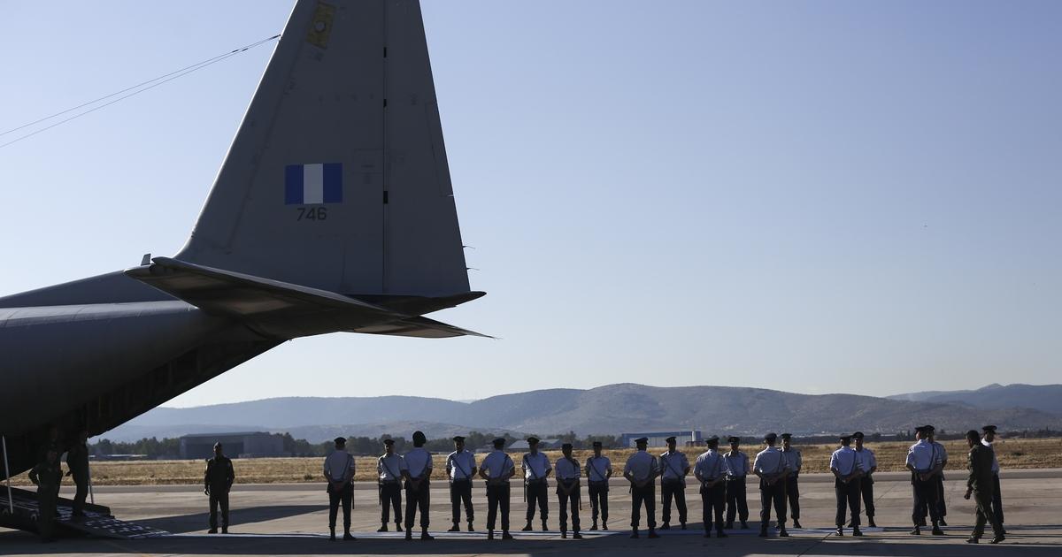 Προσλήψεις ΕΠΟΠ: Οι ειδικότητες για 298 θέσεις στην Πολεμική Αεροπορία ...