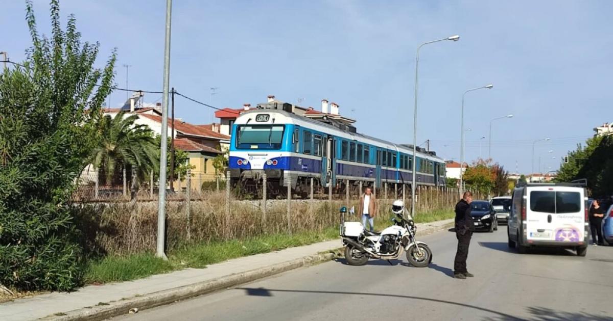 Φρίκη στα Τρίκαλα: Τρένο παρέσυρε και διαμέλισε άνδρα (photo) | Proson