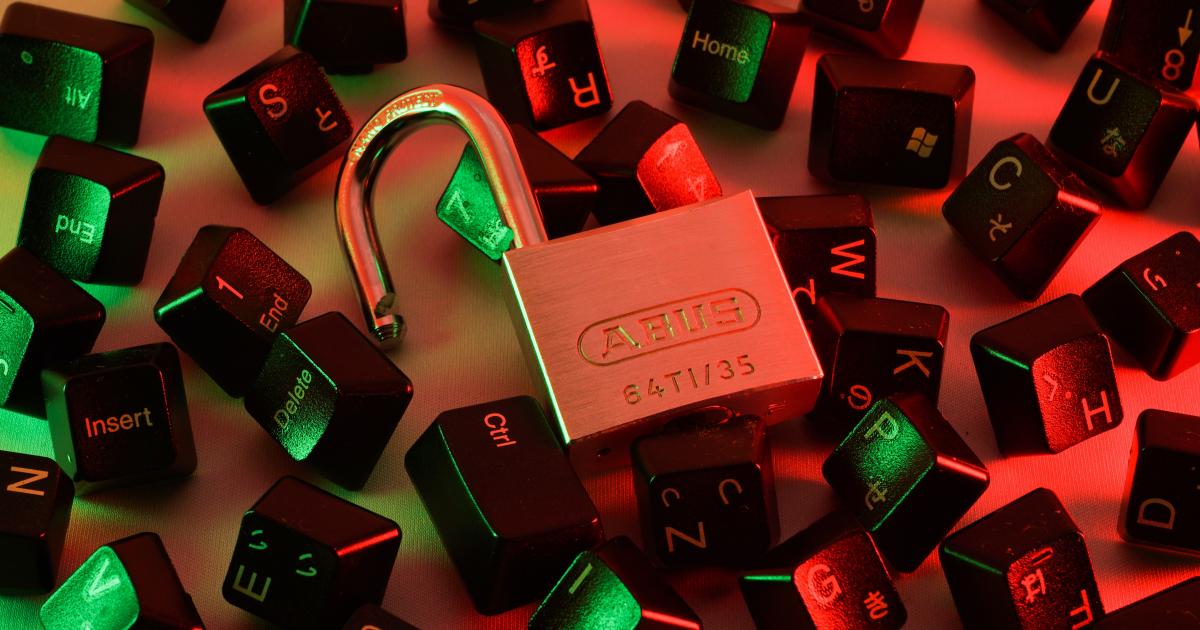 Επίθεση χάκερ στο υπ. Ψηφιακής Διακυβέρνησης - «Στόχος» πάνω από 800 ιστοσελίδες του Δημοσίου ...