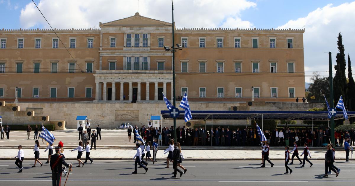 Μαθητική παρέλαση στην Αθήνα: Οι κυκλοφοριακές ρυθμίσεις και οι ...