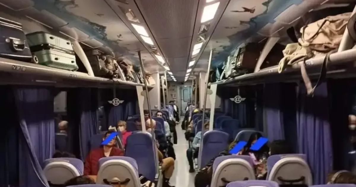 Τέμπη: Φωτογραφία - ντοκουμέντο από το 3ο βαγόνι, 15' πριν τη σύγκρουση | Proson