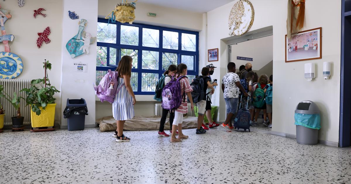 Καταγγελία για bullying σε σχολείο της Αττικής: Έδεσαν και φίμωσαν ...