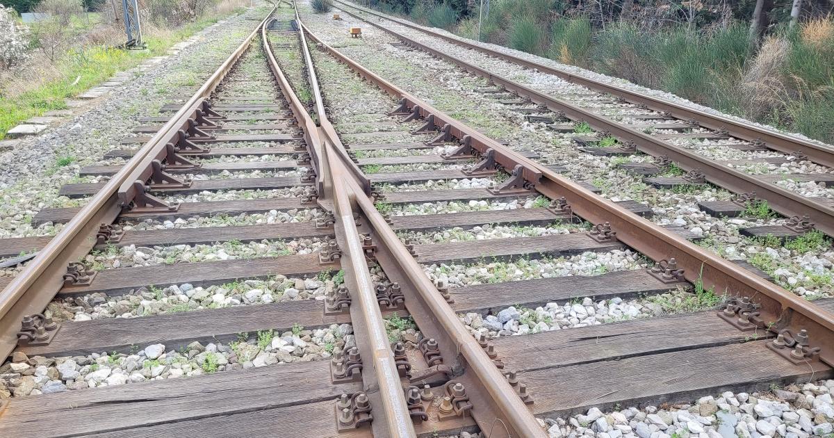 Σοκ: Σε μονή γραμμή πάλι τα τρένα του ΟΣΕ, για 130 χλμ, γιατί δεν έχουν ...
