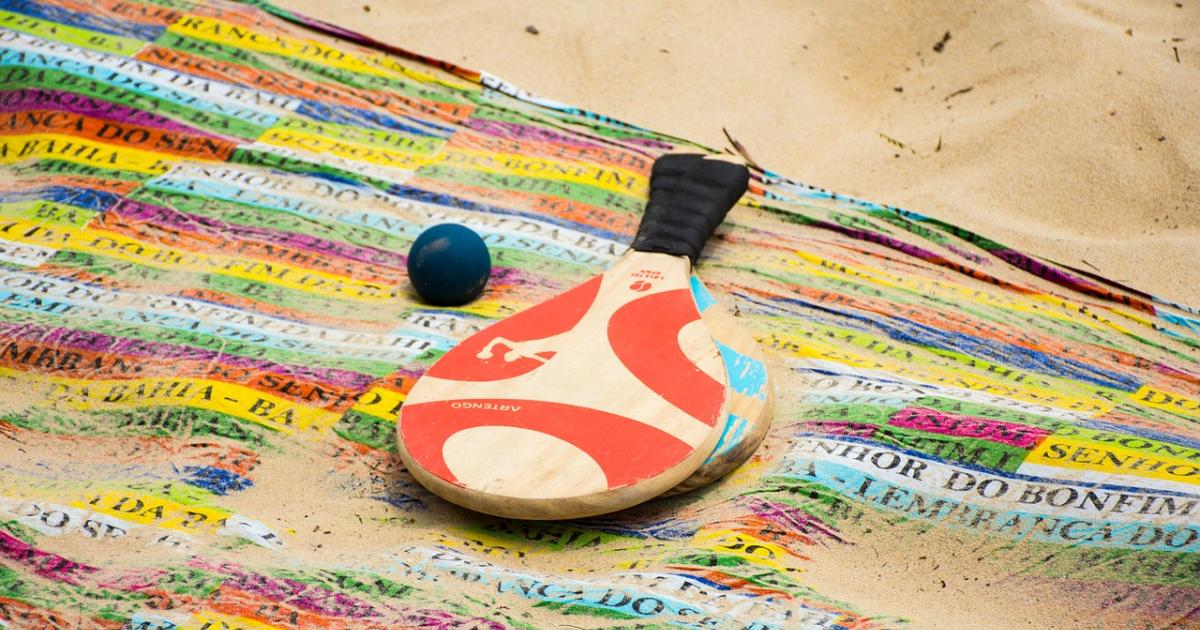 «Τέλος» οι ρακέτες σε γνωστές παραλίες - Δήμος επιβάλει πρόστιμο 1.000€ | Proson