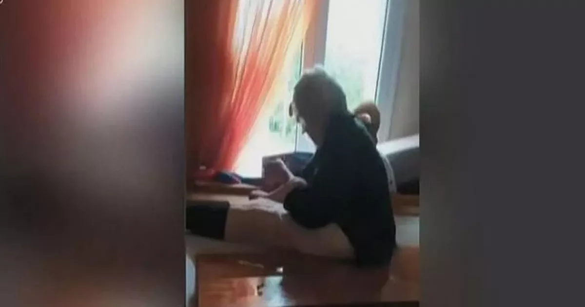 Στο έλεος της κακοκαιρίας: 90χρονη ΑμεΑ περιμένει 6 ώρες πάνω σε τραπέζι στο πλημμυρισμένο σπίτι ...