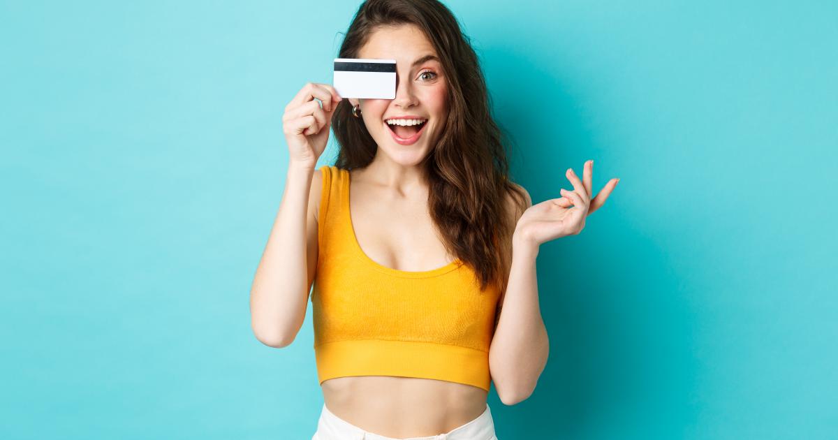 Youth Pass: Ποιοι είναι οι δικαιούχοι - Πώς θα λάβουν τα 150€ | Proson