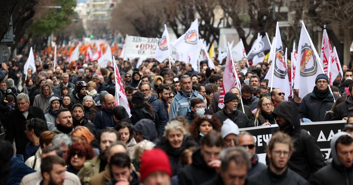 Απεργία 28ης Φεβρουαρίου: Σε ολικό «μπλακ άουτ» σήμερα η χώρα - Ποιοι ...