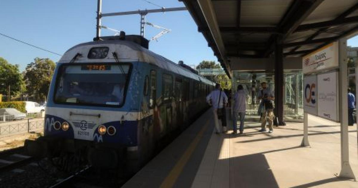 Hellenic Train: Τρένο από Αθήνα για Χαλκίδα προσέκρουσε σε πεσμένο δέντρο | Proson