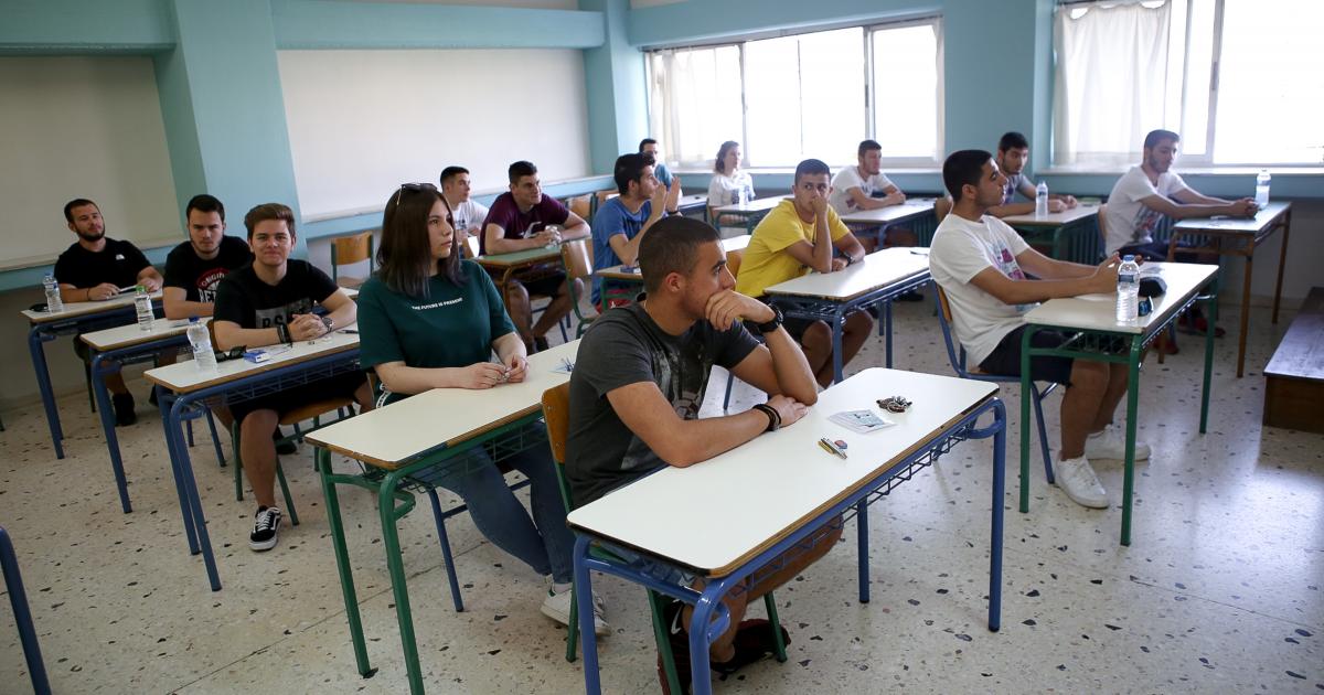 Πανελλήνιες 2024: Θέματα και απαντήσεις στη Φυσική | Proson