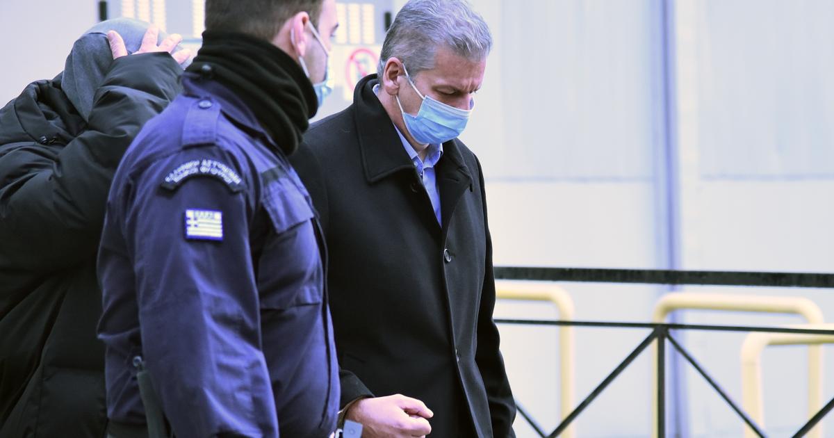 Folli Follie: Στη φυλακή οδηγείται ο Τζωρτζης Κουτσολιούτσος | Proson