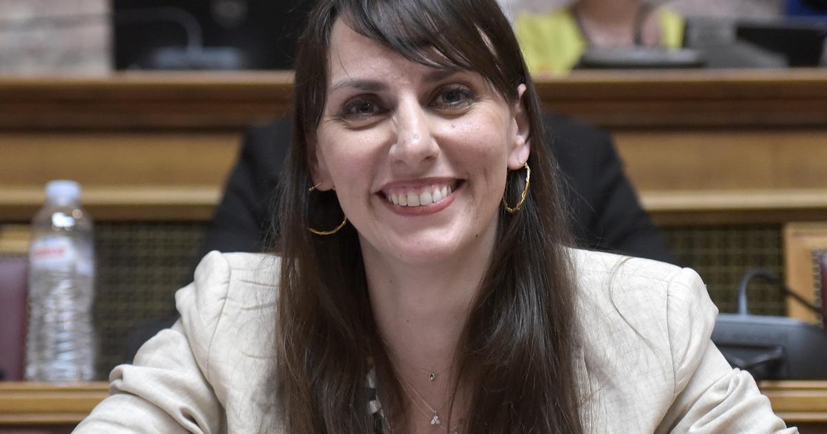 Αποκαλυπτική Χαραλαμπογιάννη: Βγαίνουν διαγωνισμοί ΑΣΕΠ για ΔΕ και ΥΕ - Πότε ο 2ος γραπτός | Proson