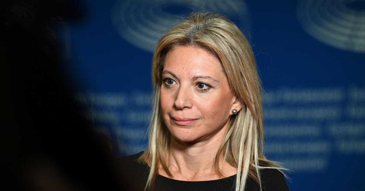 Αποστομωτική απάντηση Καρυστιανού σε Βόζεμπεργκ: Δεν υπάρχει η ελάχιστη ντροπή | Proson