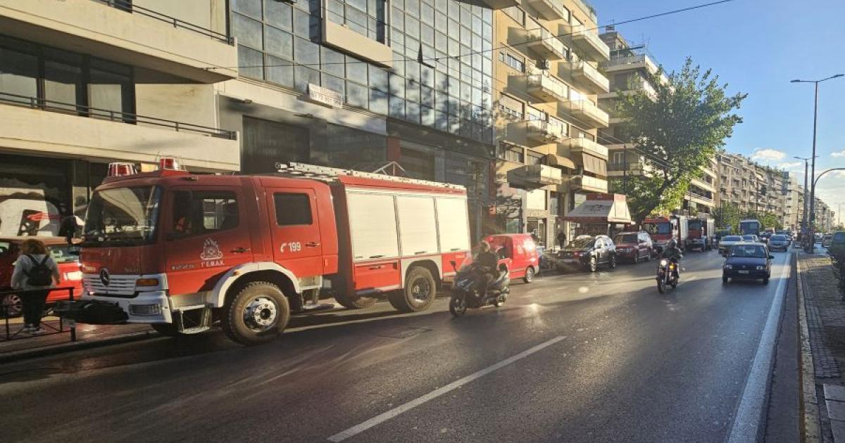 Φωτιά σε επαγγελματικό χώρο στο Μενίδι: Κυκλοφοριακές ρυθμίσεις | Proson