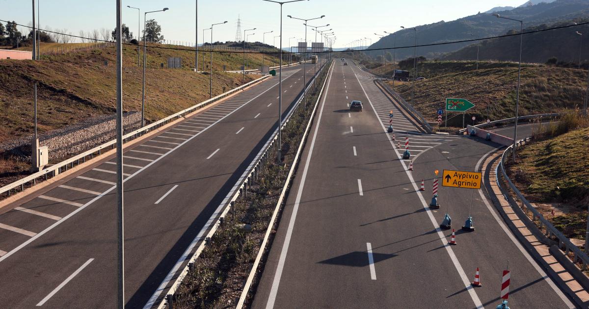 Ιόνια Οδός: Οδηγός ξέχασε τη γυναίκα του στις τουαλέτες - Το κατάλαβε ...