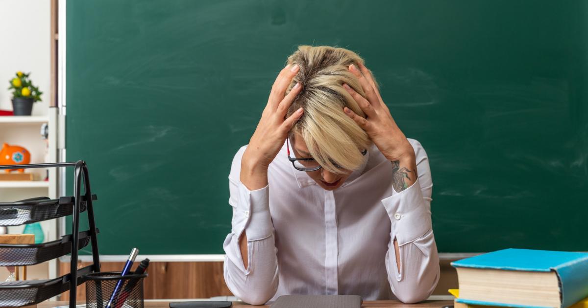 Αδιανόητο! Απέλυσαν αναπληρώτρια 14 ημέρες μετά την πρόσληψή της | Proson