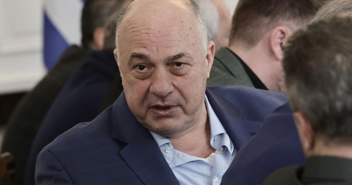 Αχιλλέας Μπέος: Αναζητείται στο πλαίσιο του αυτοφώρου μετά από μήνυση | Proson