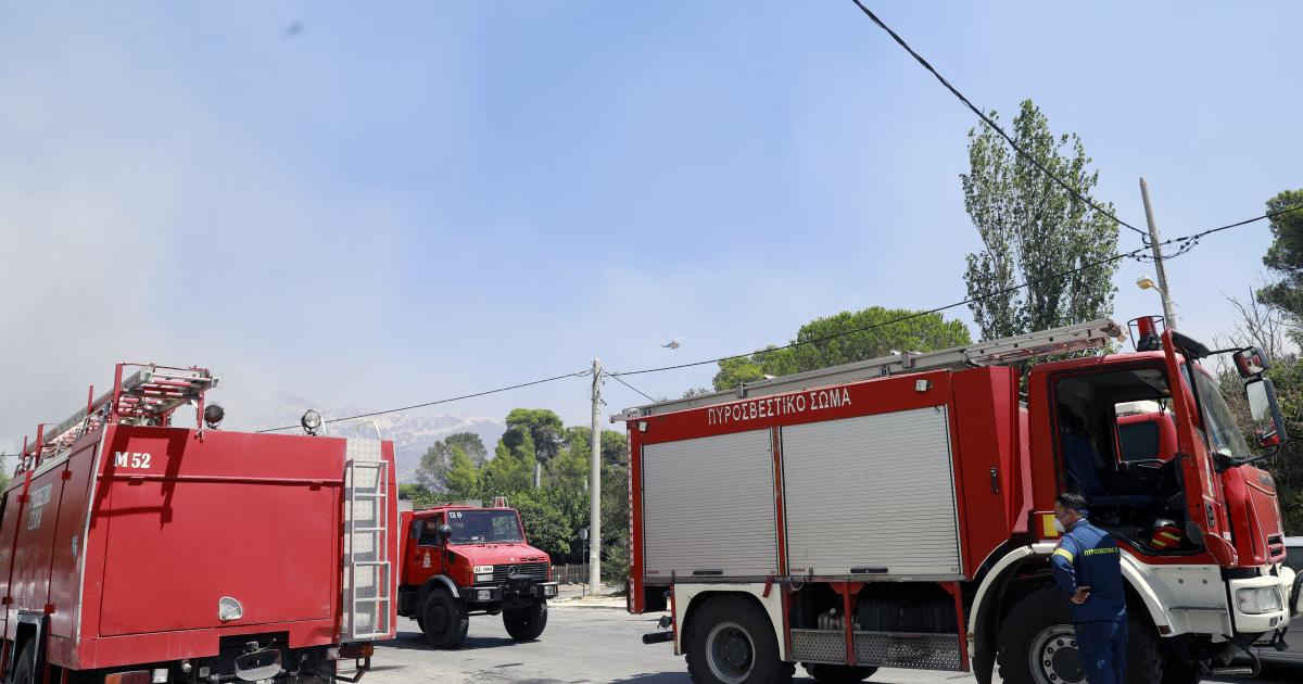Θεσσαλονίκη: Φωτιά σε εν κινήσει λεωφορείο του ΟΑΣΘ με επιβάτες | Proson