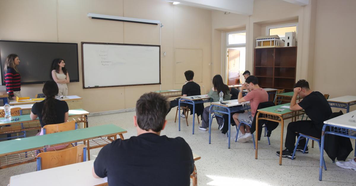 Πανελλήνιες 2025 - ΟΕΦΕ: Απαιτητικά τα θέματα της έκθεσης | Proson