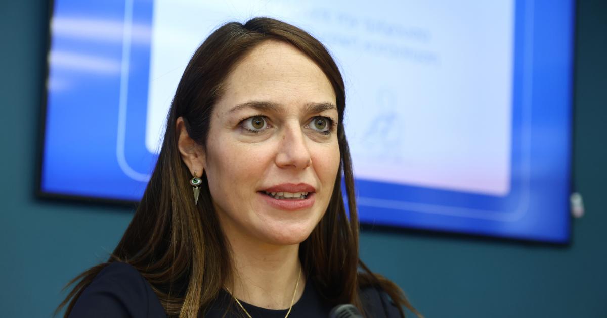 Δημόσιοι υπάλληλοι: Νέο επίδομα 200 ευρώ - Ποιοι θα το λάβουν | Proson