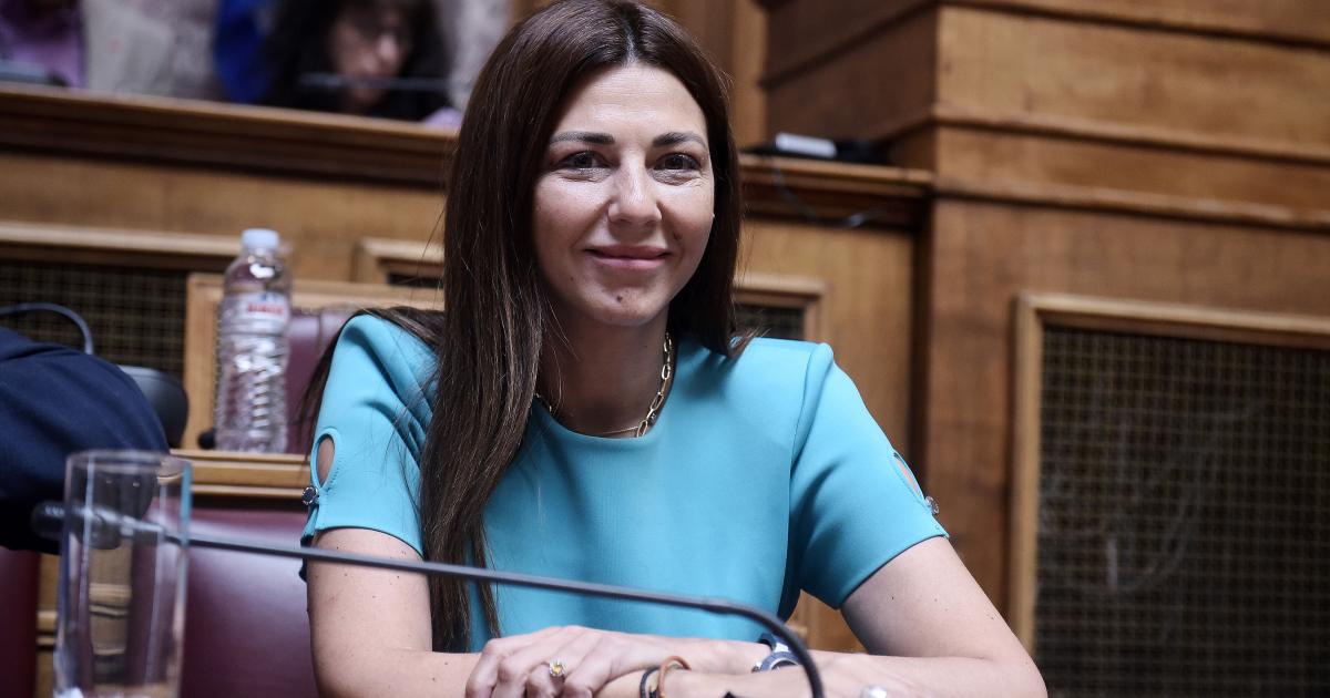 Περιφερειακό ΑΕΙ κατά Ζαχαράκη: Διαφημίζει τα ιδιωτικά πανεπιστήμια | Proson