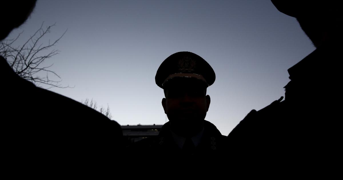 Αυξάνονται οι μισθοί 151.422 ένστολων και διπλωματών | Proson