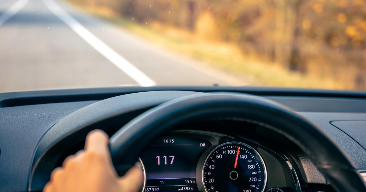 Έτρεχε στην Εθνική με 205 χλμ/ώρα: Τον «πρόδωσαν» τα βίντεο στα social ...