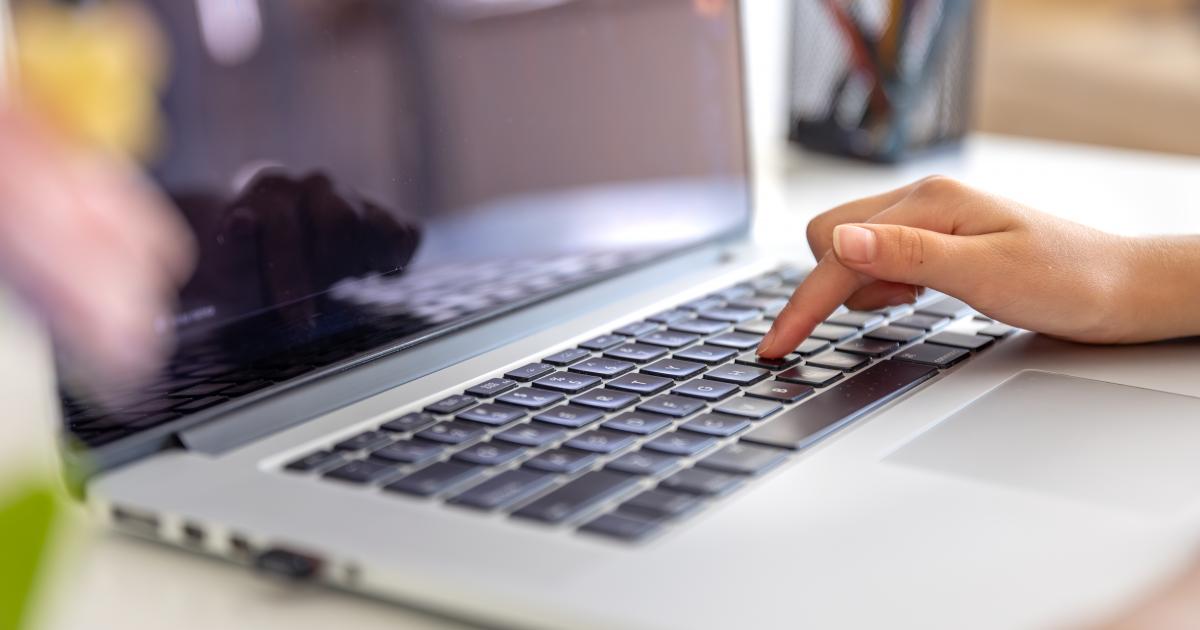 Δήμος Αιγάλεω: Από αύριο οι αιτήσεις για τις θέσεις εργασίας χωρίς ...